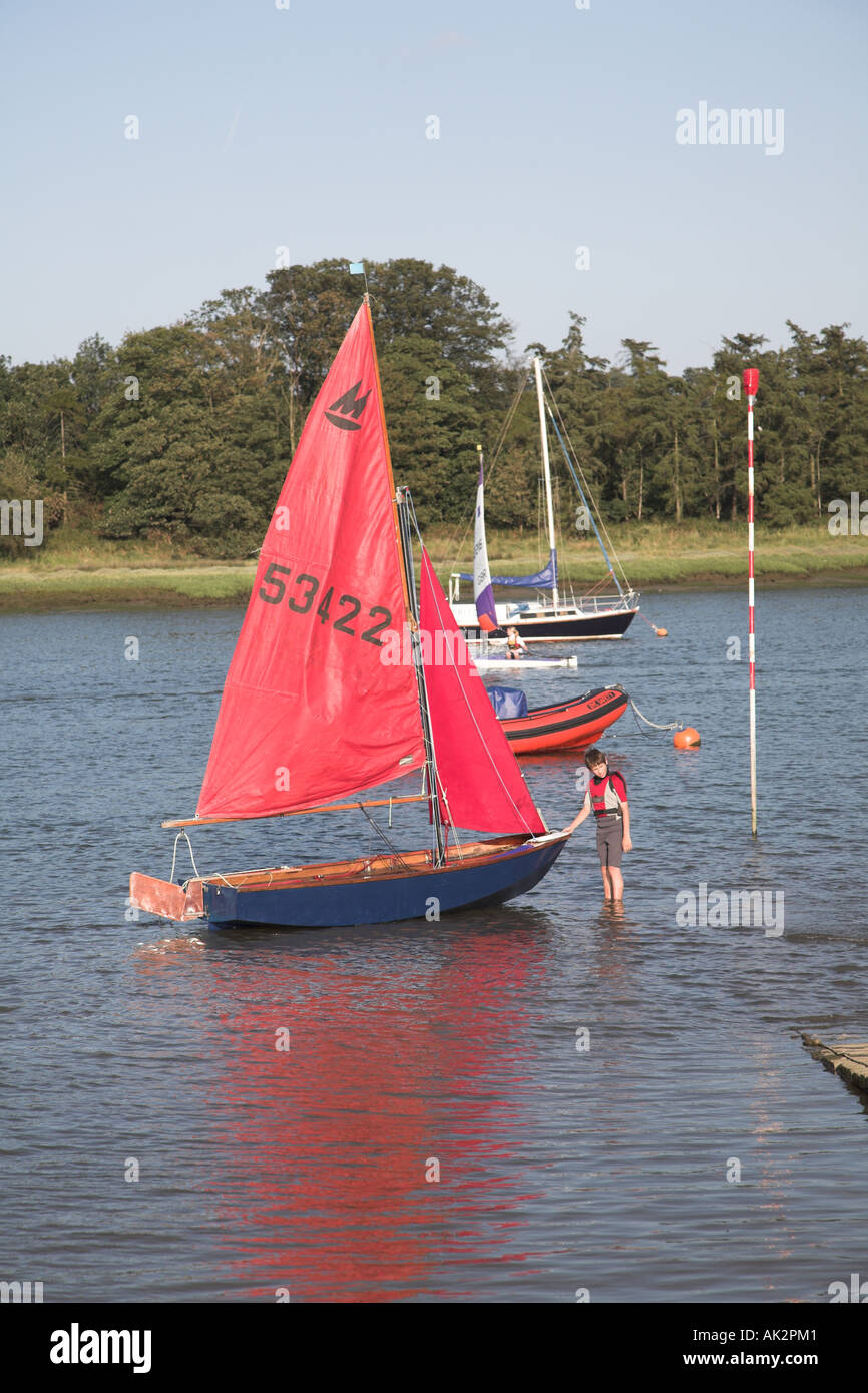 Mirror sailing dinghy boat being launched River Deben Woodbridge ...