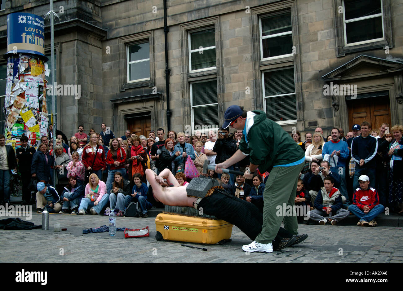 Male Street Performer entertaining audience during Edinburgh Fringe ...