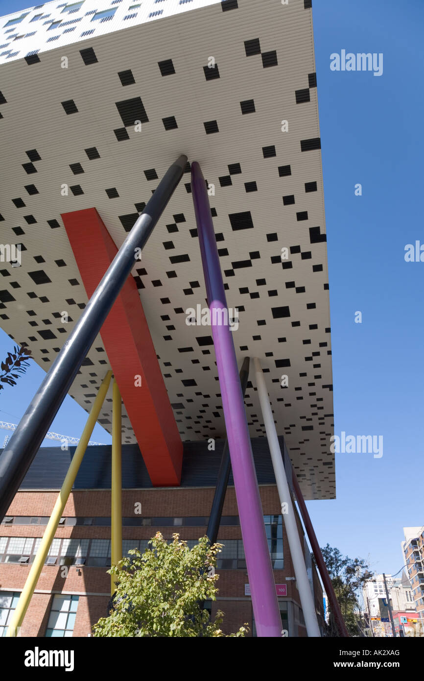 Toronto school of art hi-res stock photography and images - Alamy