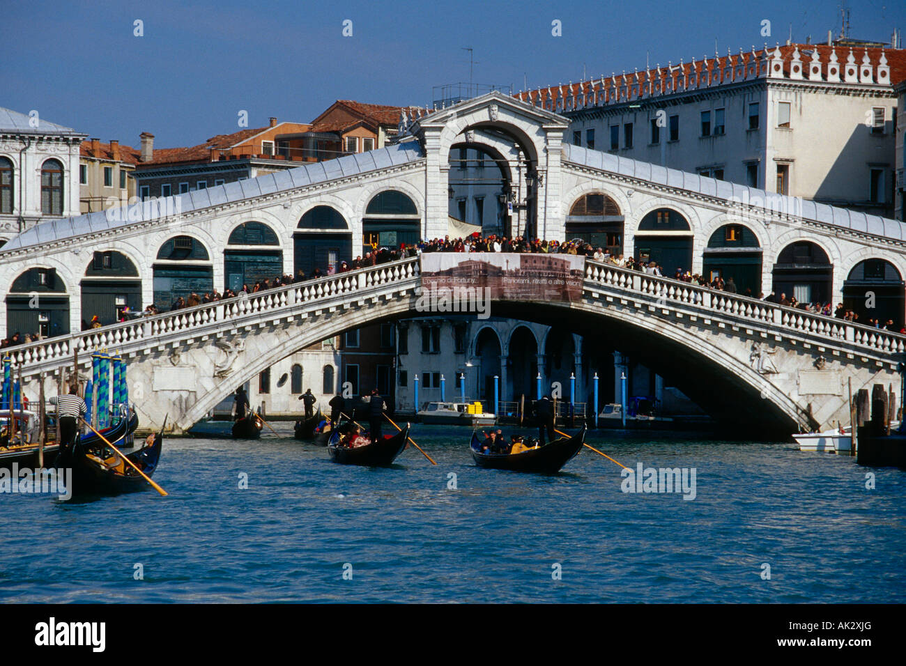 Rialto Bridge, Venice Stock Photo - Alamy