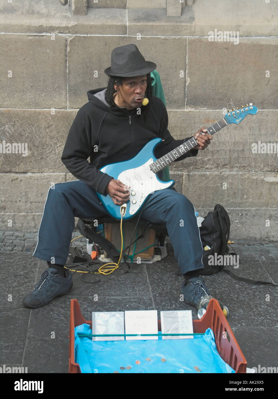 Man busking and playing blues guitar at the Edinburgh Festival, Royal ...