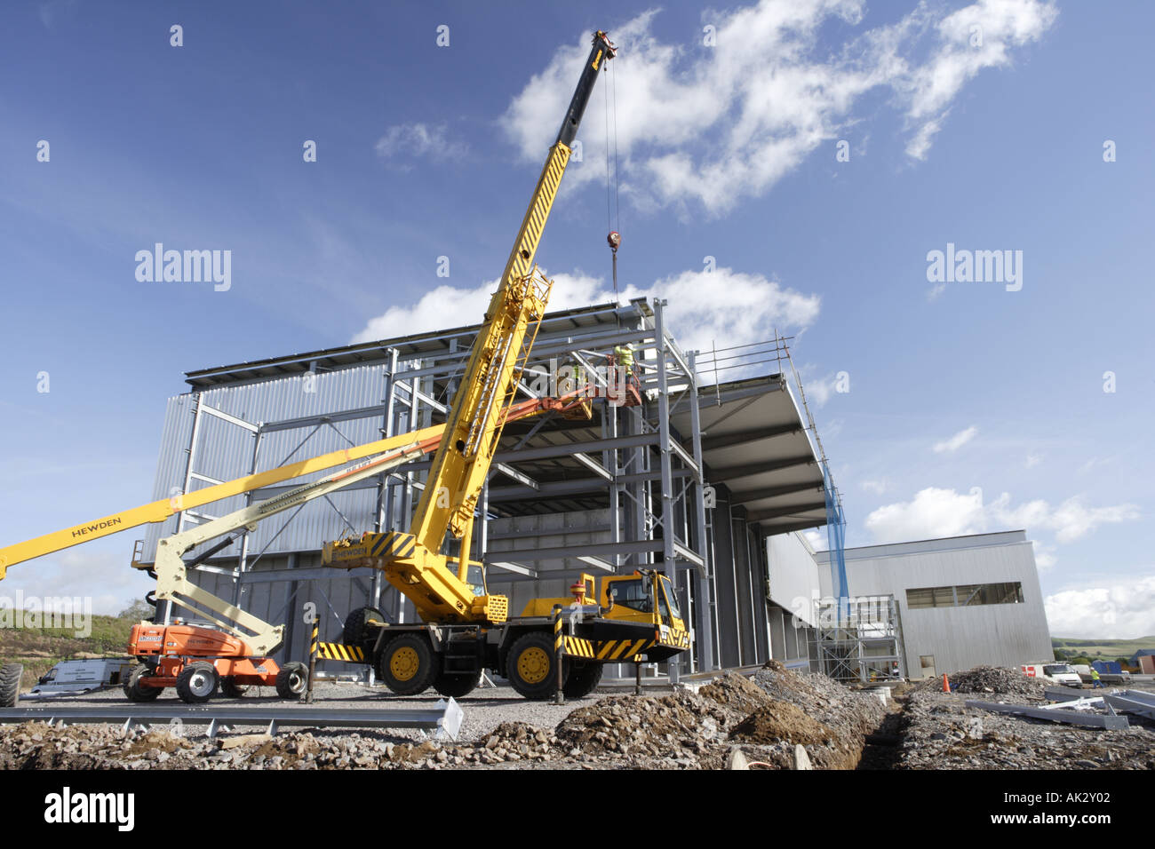 Extending crane arm hi-res stock photography and images - Alamy