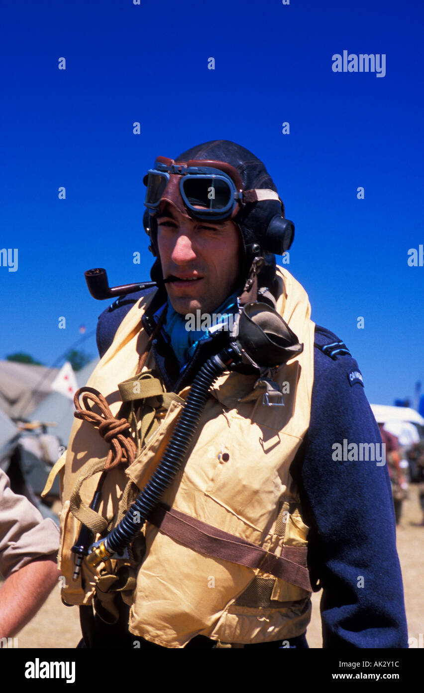 World war 2 pilot uniform hi-res stock photography and images - Alamy