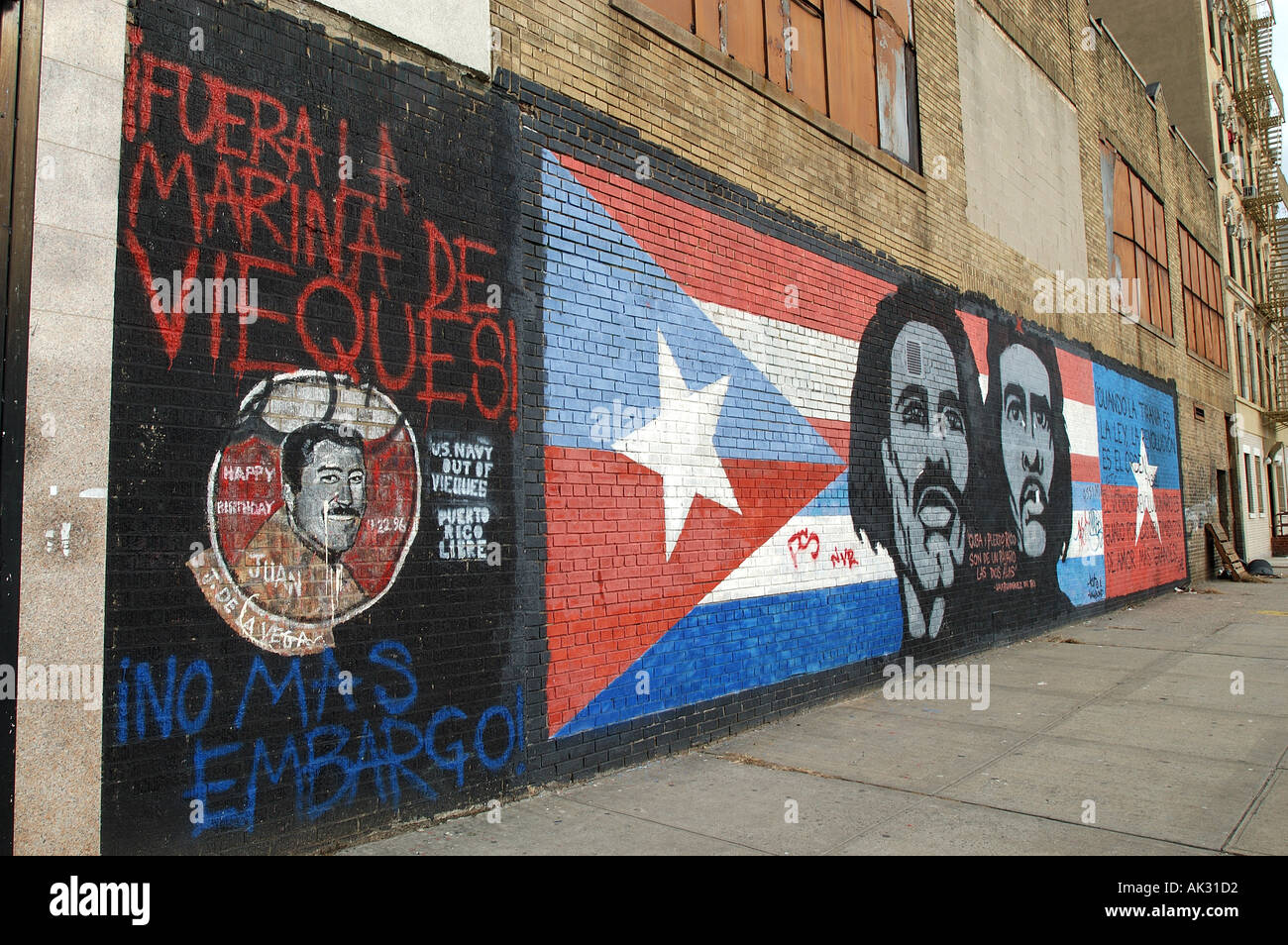 NY Harlem Mural wall painting art Grafitti graffiti artist horizontal ...