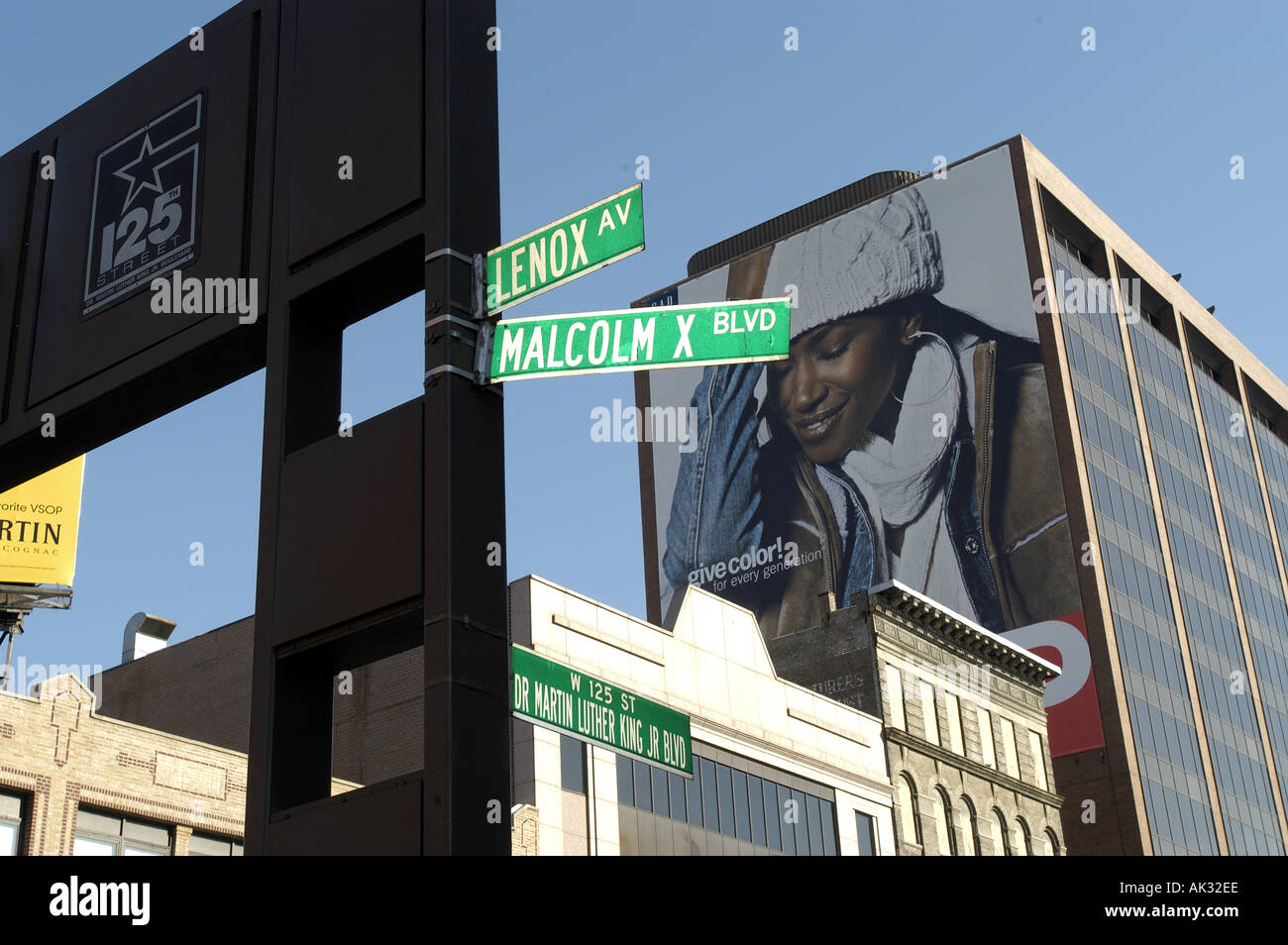 NY Harlem street signs horizontal Stock Photo - Alamy