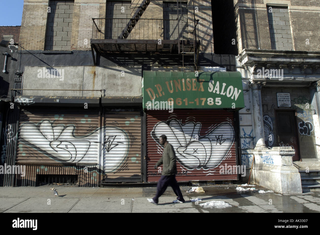 NY Harlem buildings Grafitti graffiti murals horizontal Stock Photo - Alamy