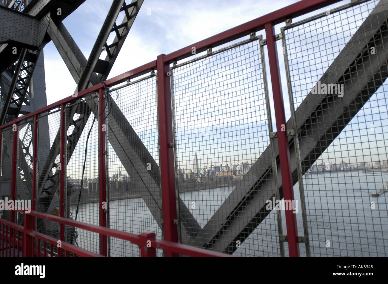 NY Cityscape wire view cage girders bridge horizontal Stock Photo - Alamy