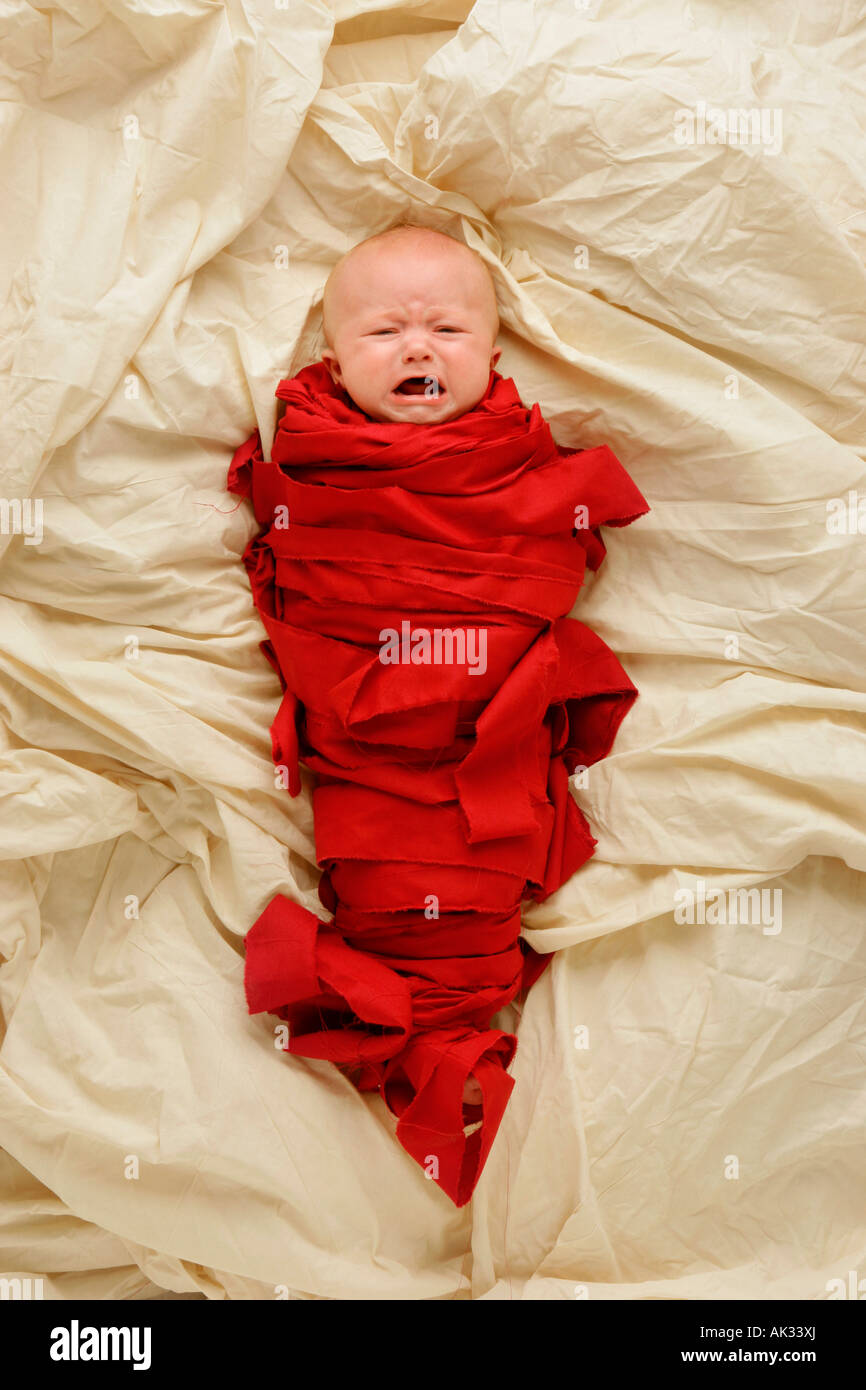 Crying boy children hi-res stock photography and images - Alamy