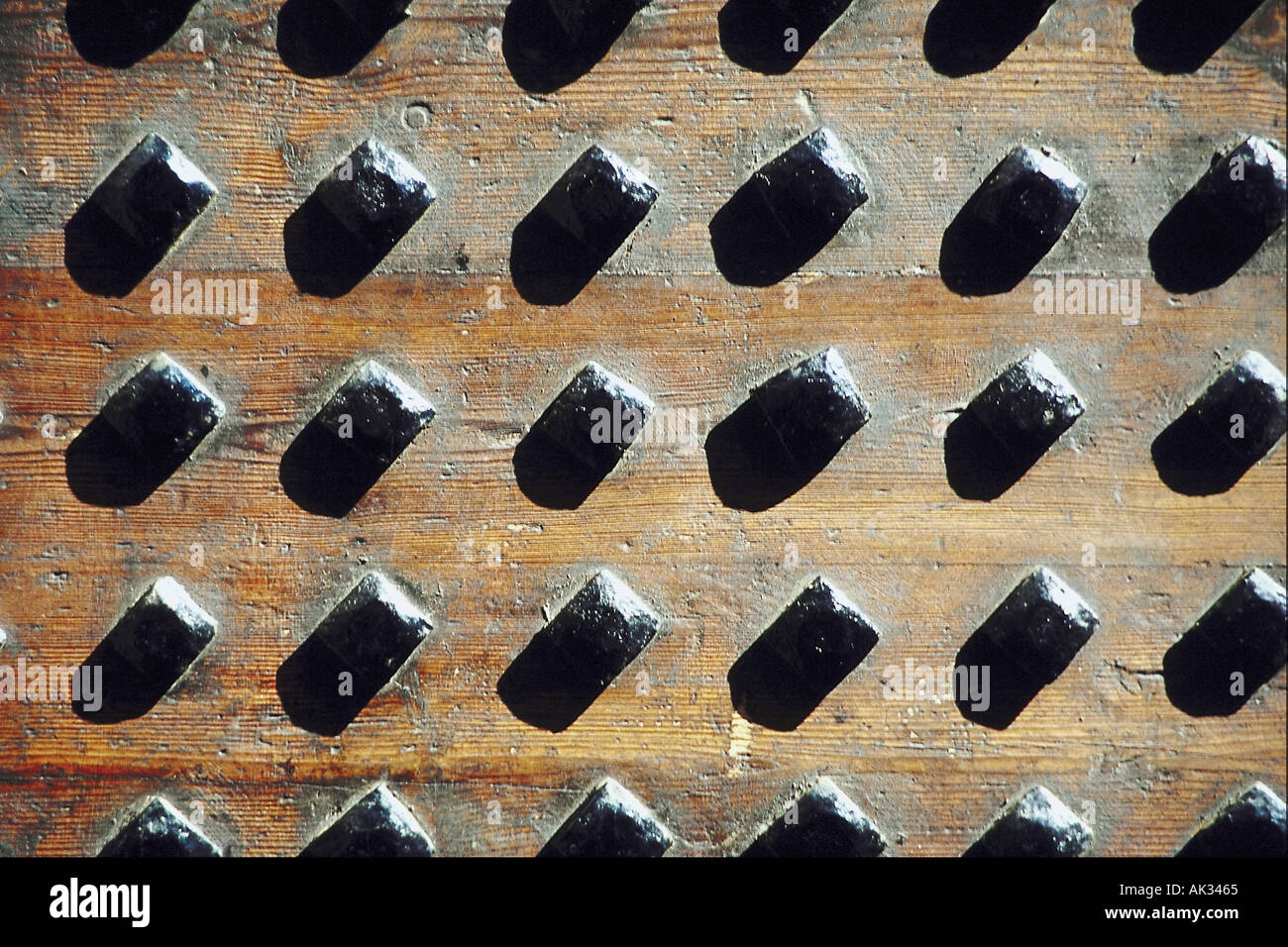Patterned doors hi-res stock photography and images - Alamy