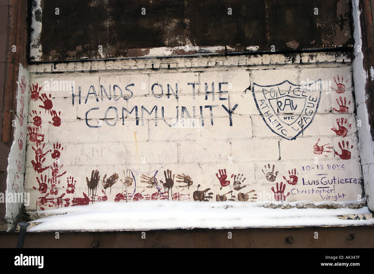 Red harlem sign hi-res stock photography and images - Alamy