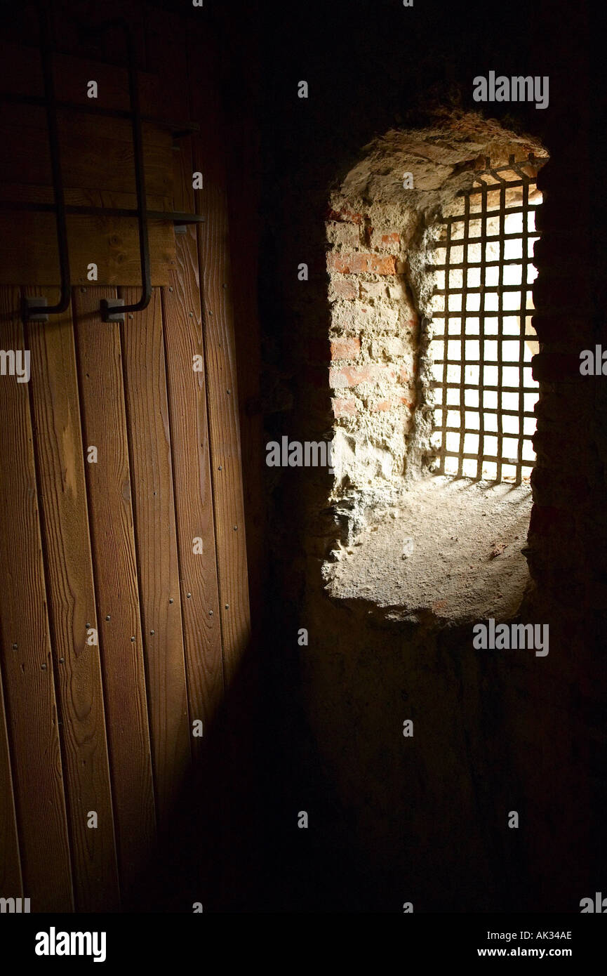 Jail bars window prisoner hi-res stock photography and images - Alamy
