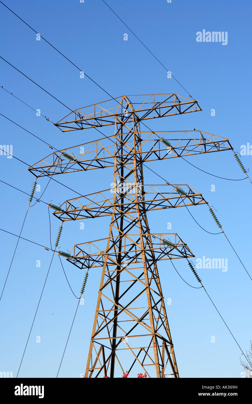 Distribution mast hi-res stock photography and images - Alamy