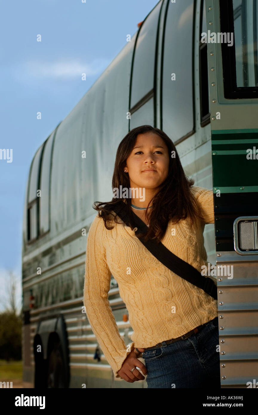 Busstop woman hi-res stock photography and images - Alamy