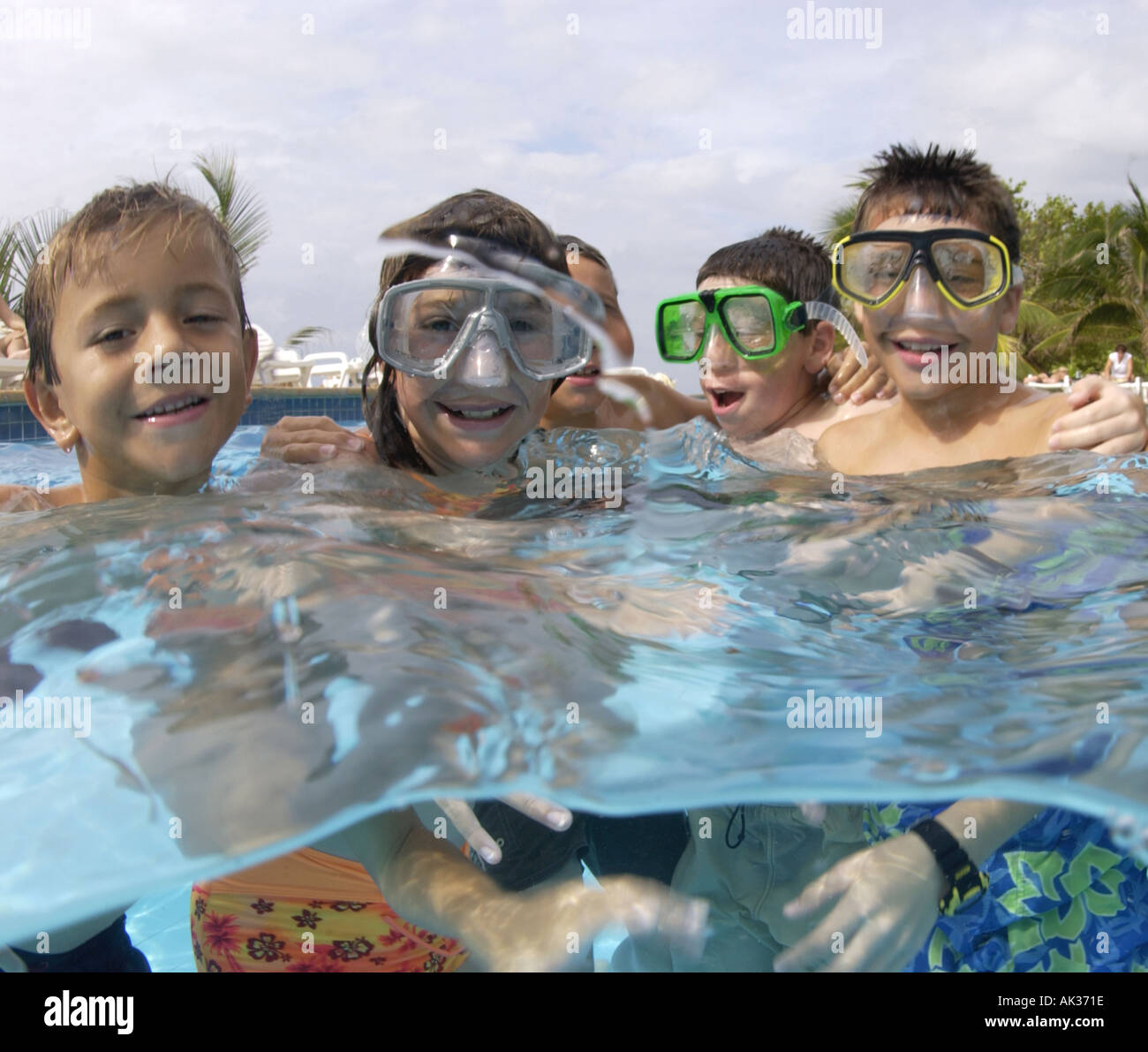 Cocom hi-res stock photography and images - Alamy