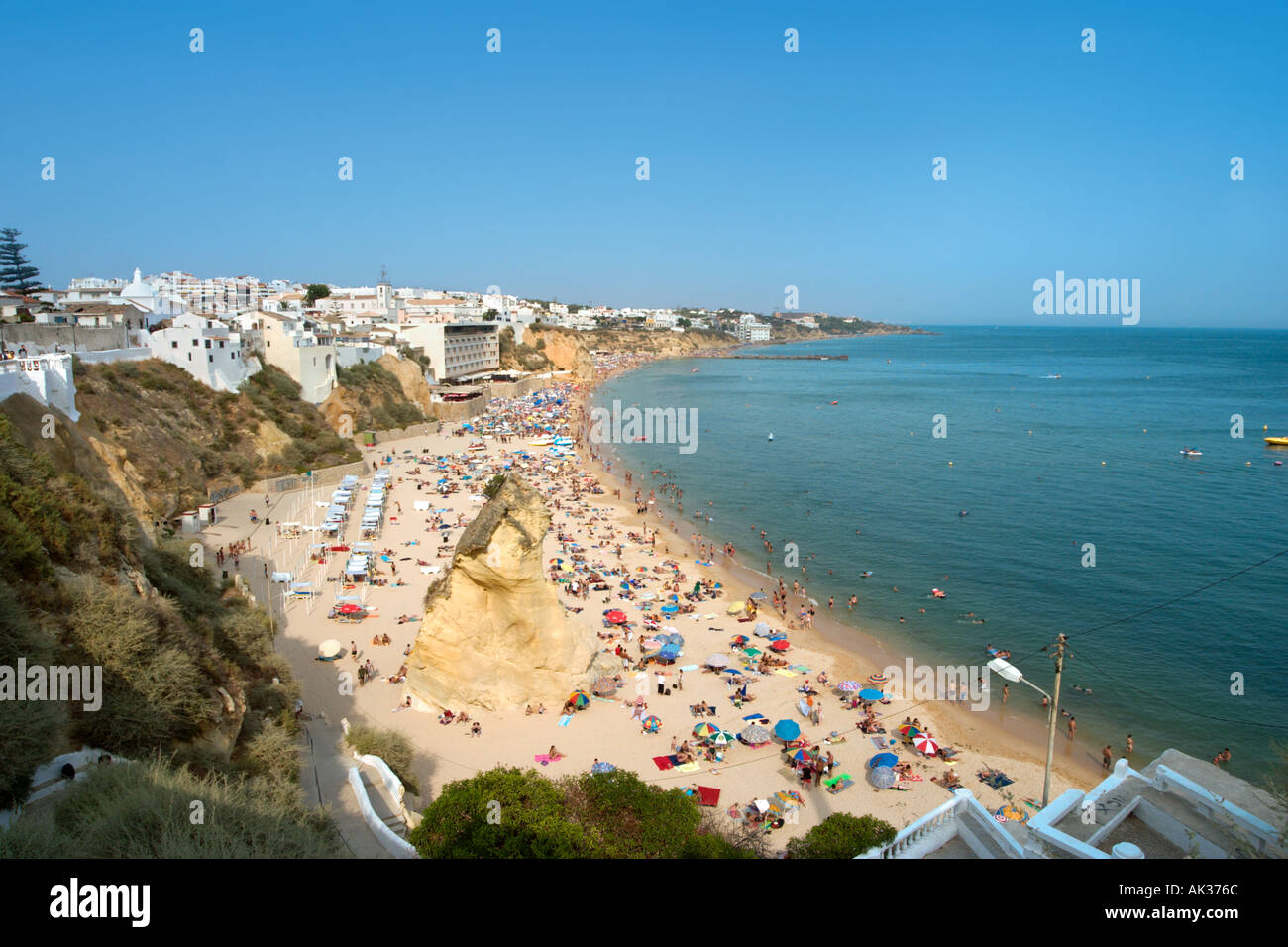Main beach hi-res stock photography and images - Alamy