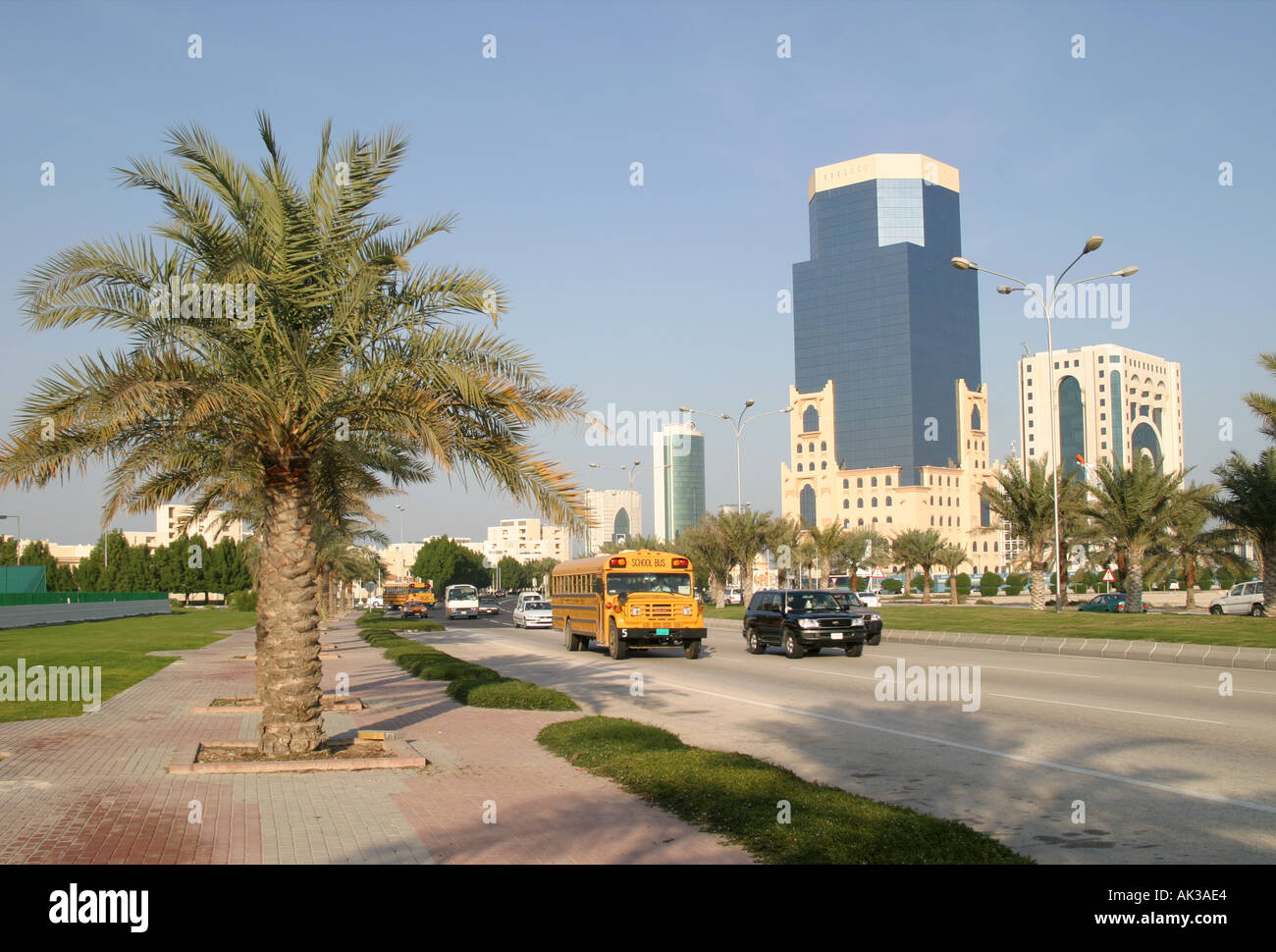 Horizontal schoolbus hi-res stock photography and images - Alamy