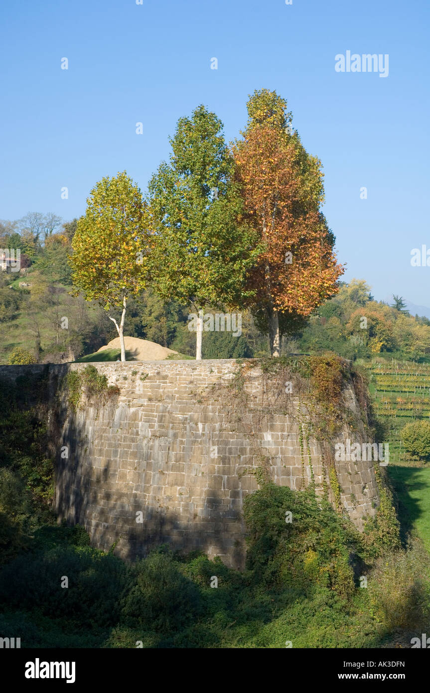 wall bergamo high Stock Photo - Alamy