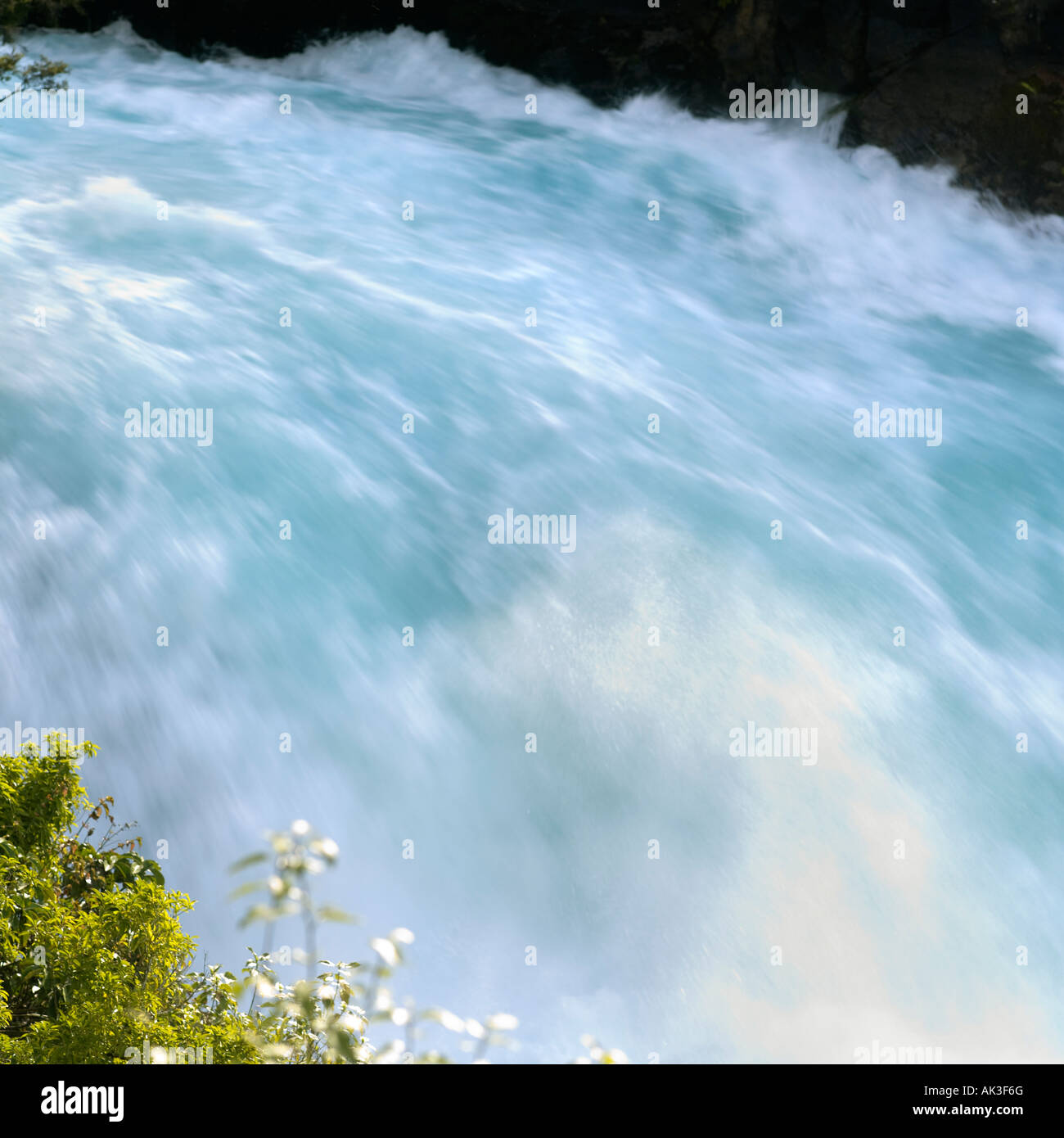 Over flowing bubble bath hi-res stock photography and images - Alamy