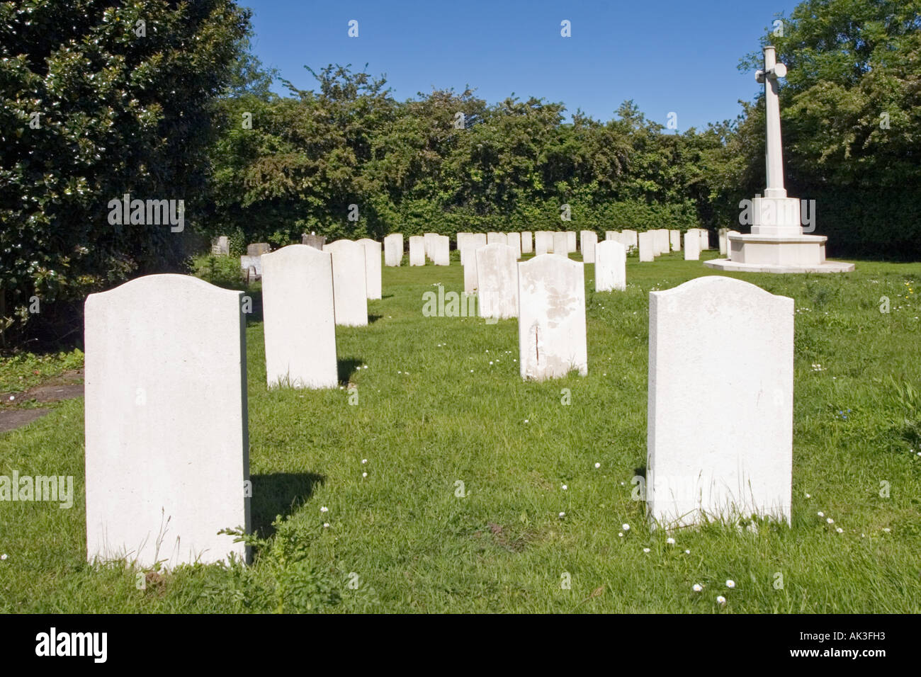 War graves commission england hi-res stock photography and images - Alamy