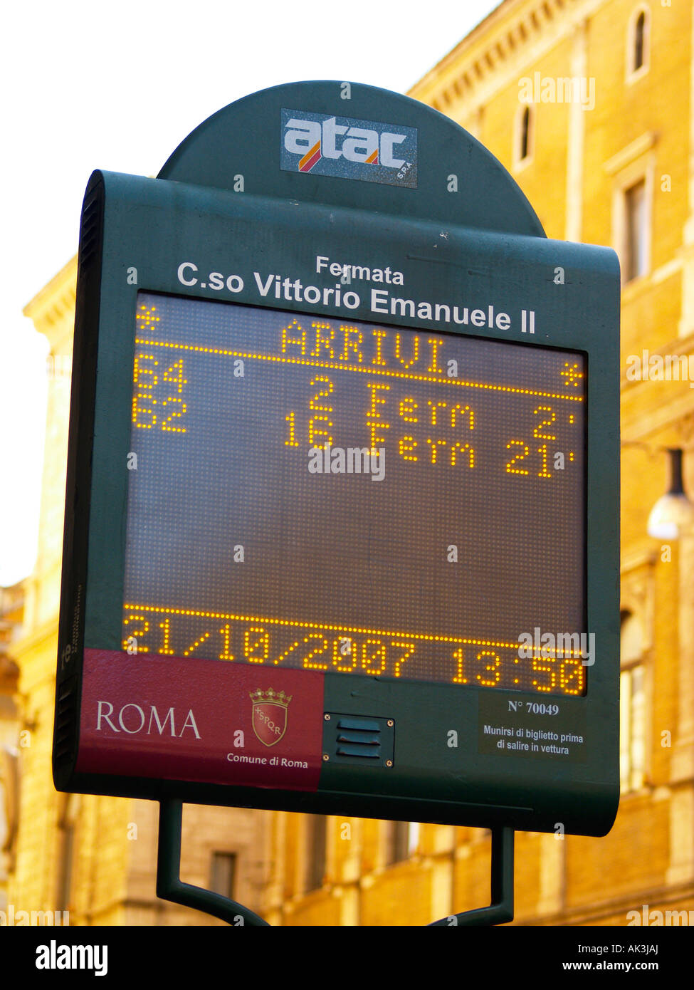 Electronic bus stop sign hi-res stock photography and images - Alamy