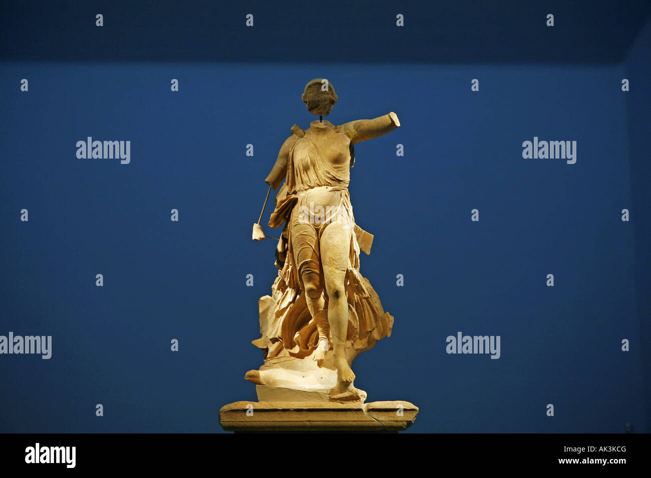 The victory statue in Olympia museum Stock Photo - Alamy