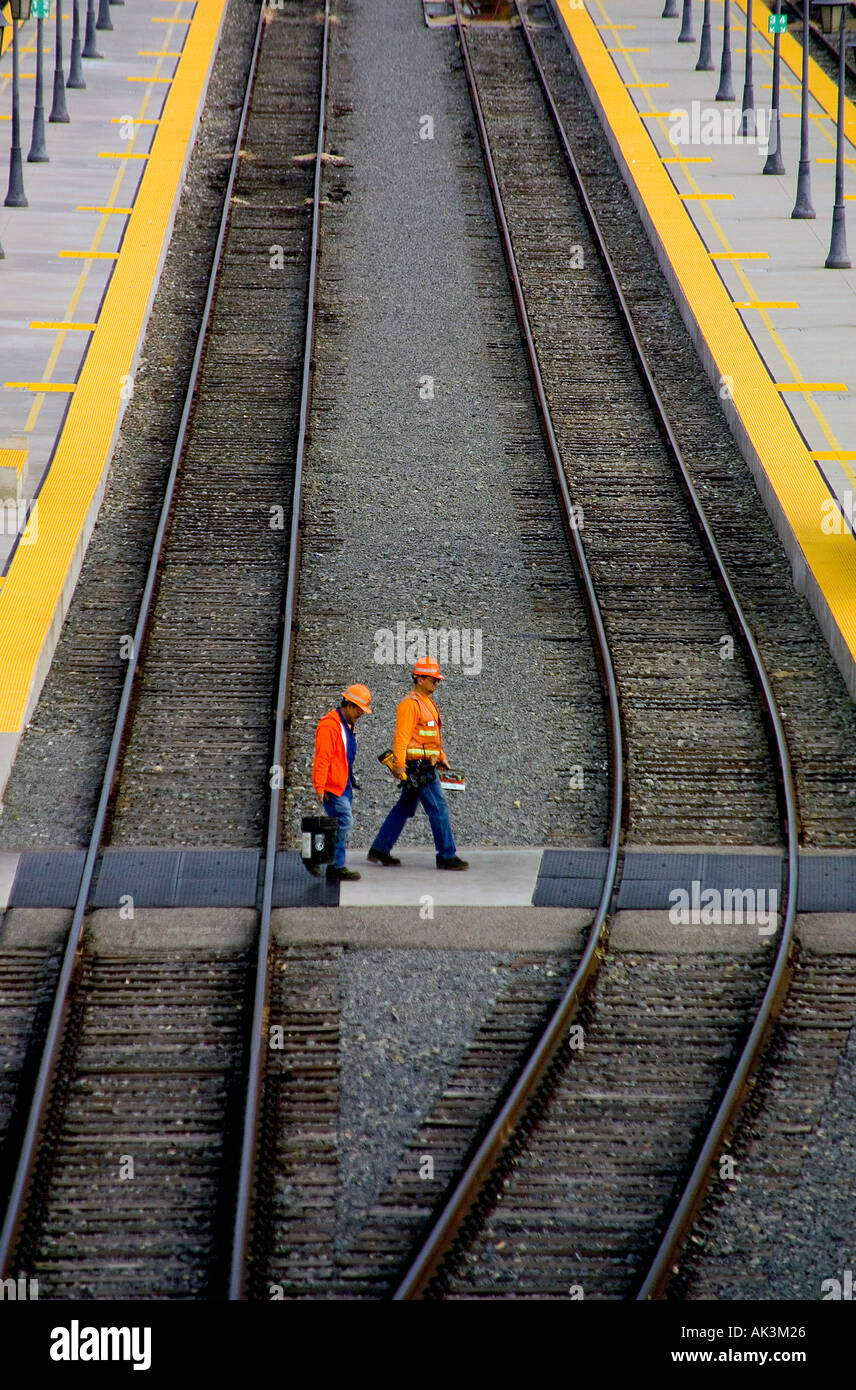Two railroad tracks hi-res stock photography and images - Alamy