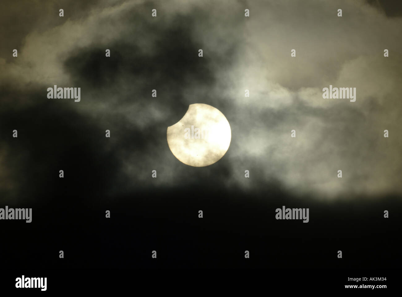 Eclipse hi-res stock photography and images - Alamy