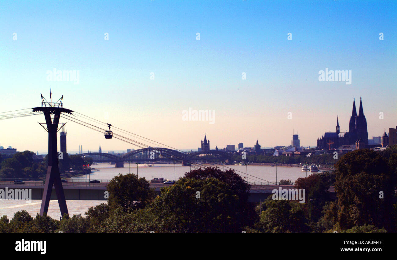 Seilbahn cable car cologne hi-res stock photography and images - Alamy