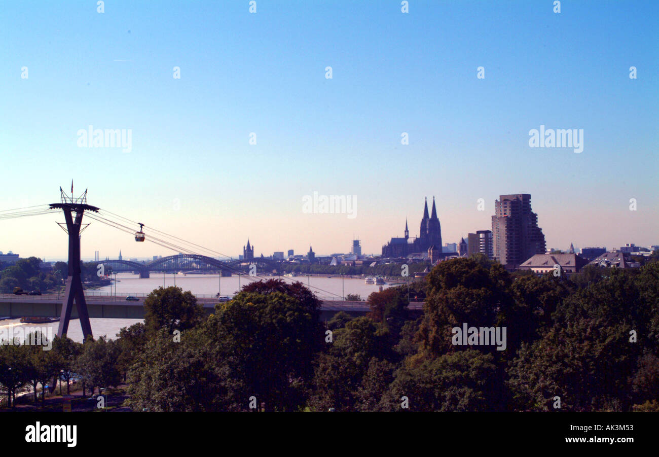 Seilbahn cable car cologne hi-res stock photography and images - Alamy