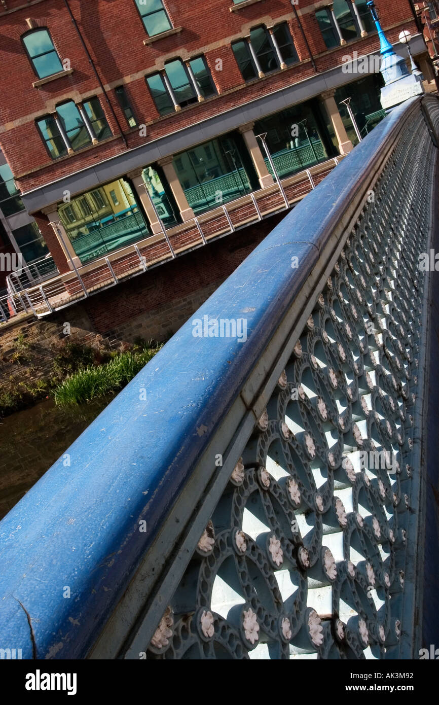 Victorian bridge in leeds hi-res stock photography and images - Alamy