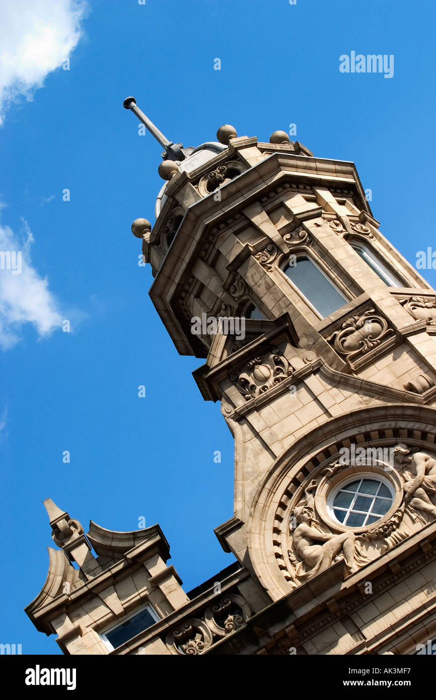 Historic buildings in leeds hi-res stock photography and images - Alamy