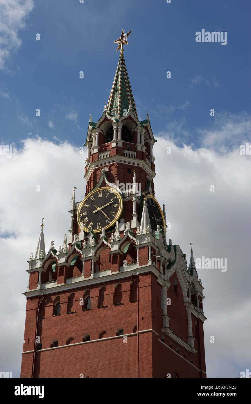 Moscow kremlin clock hi-res stock photography and images - Alamy