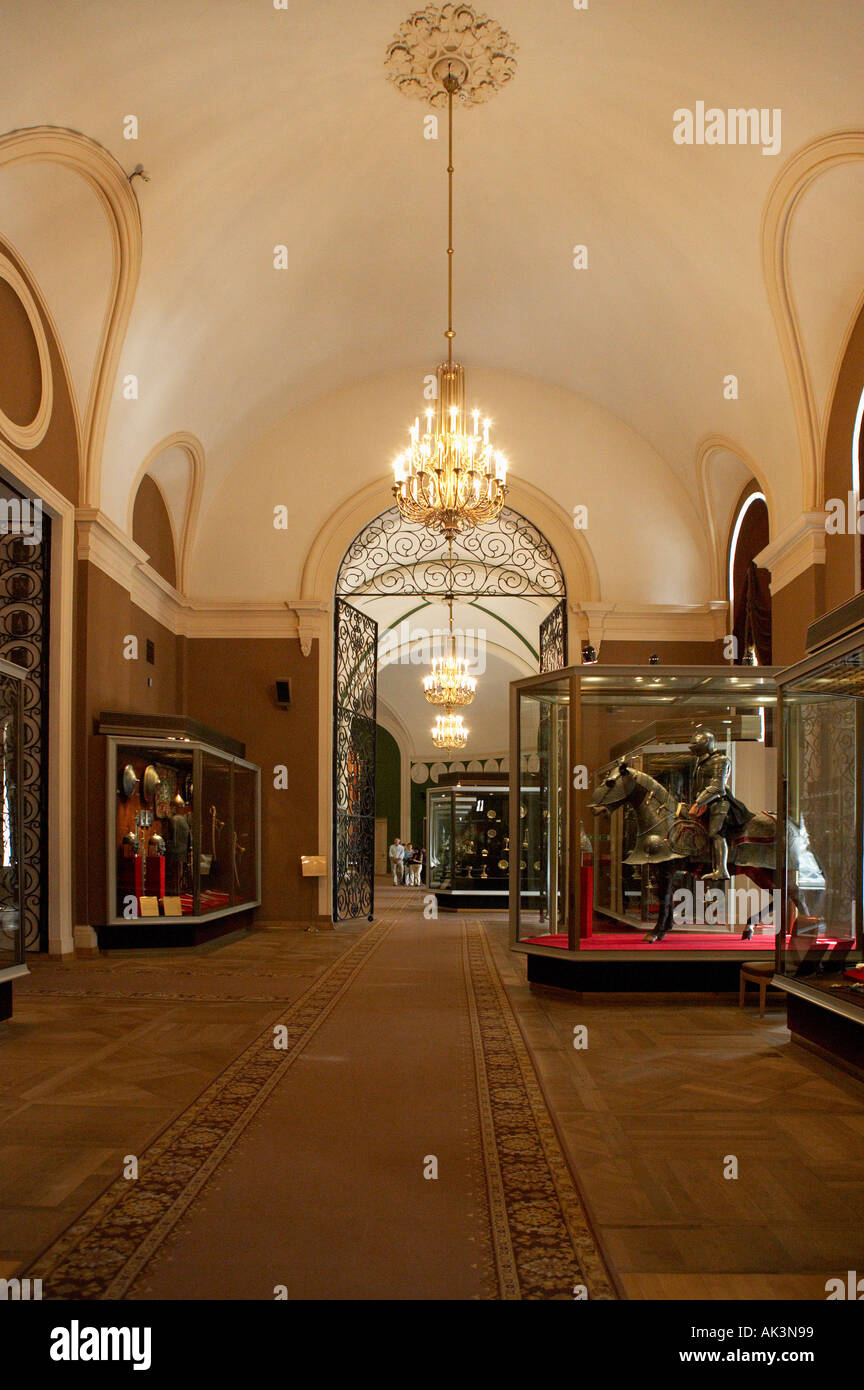 DISPLAY OF ARMOUR AND WEAPONS IN KREMLIN MUSEUM MOSCOW RUSSIA Stock ...