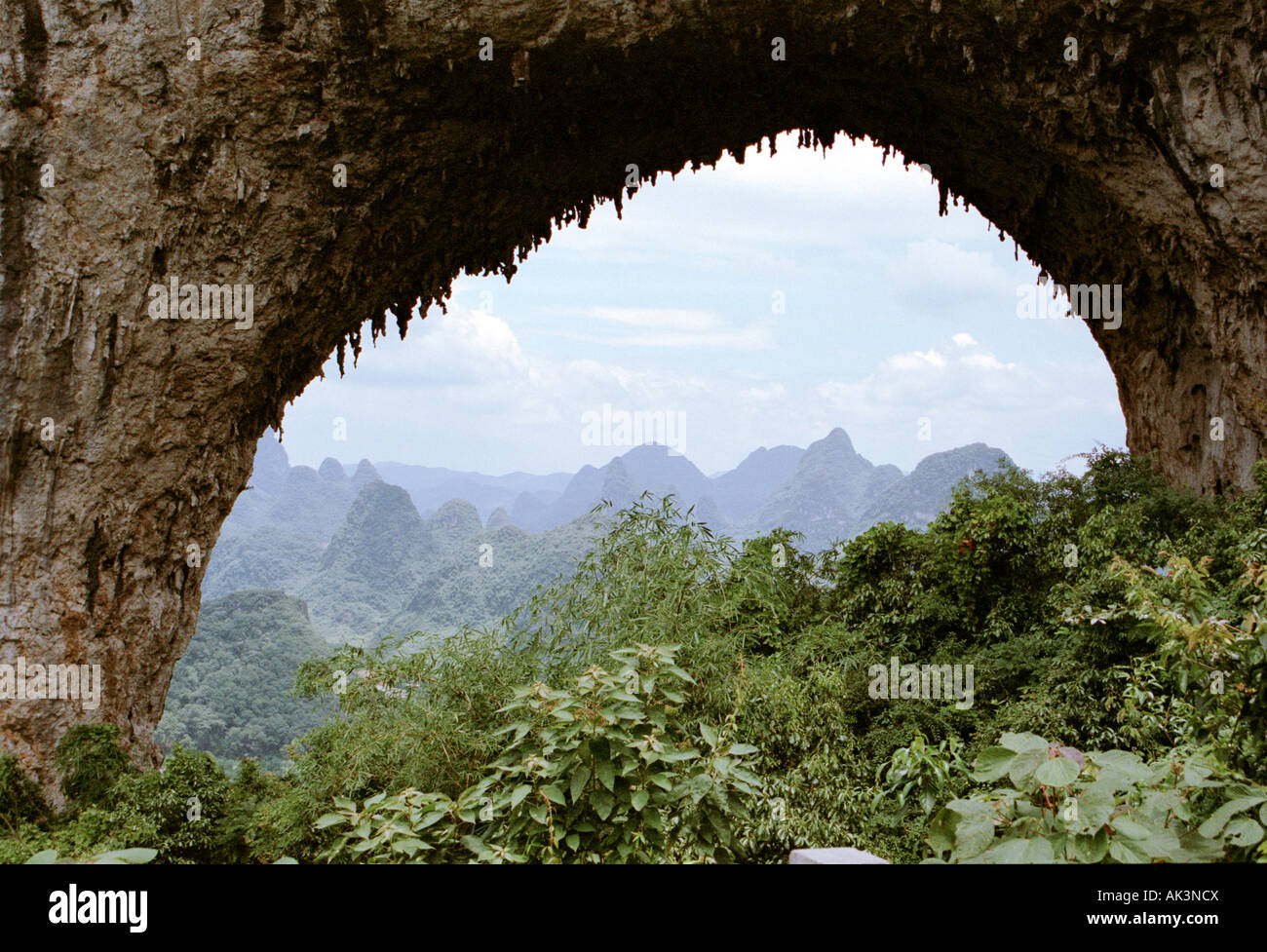Moon hill yangshuo china hi-res stock photography and images - Alamy