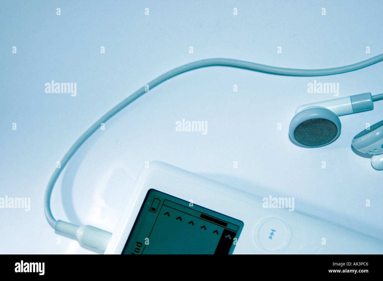 Apple music sing hi-res stock photography and images - Alamy