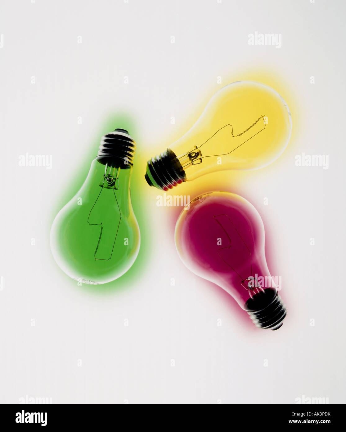 Clear glass bulbs hi-res stock photography and images - Alamy