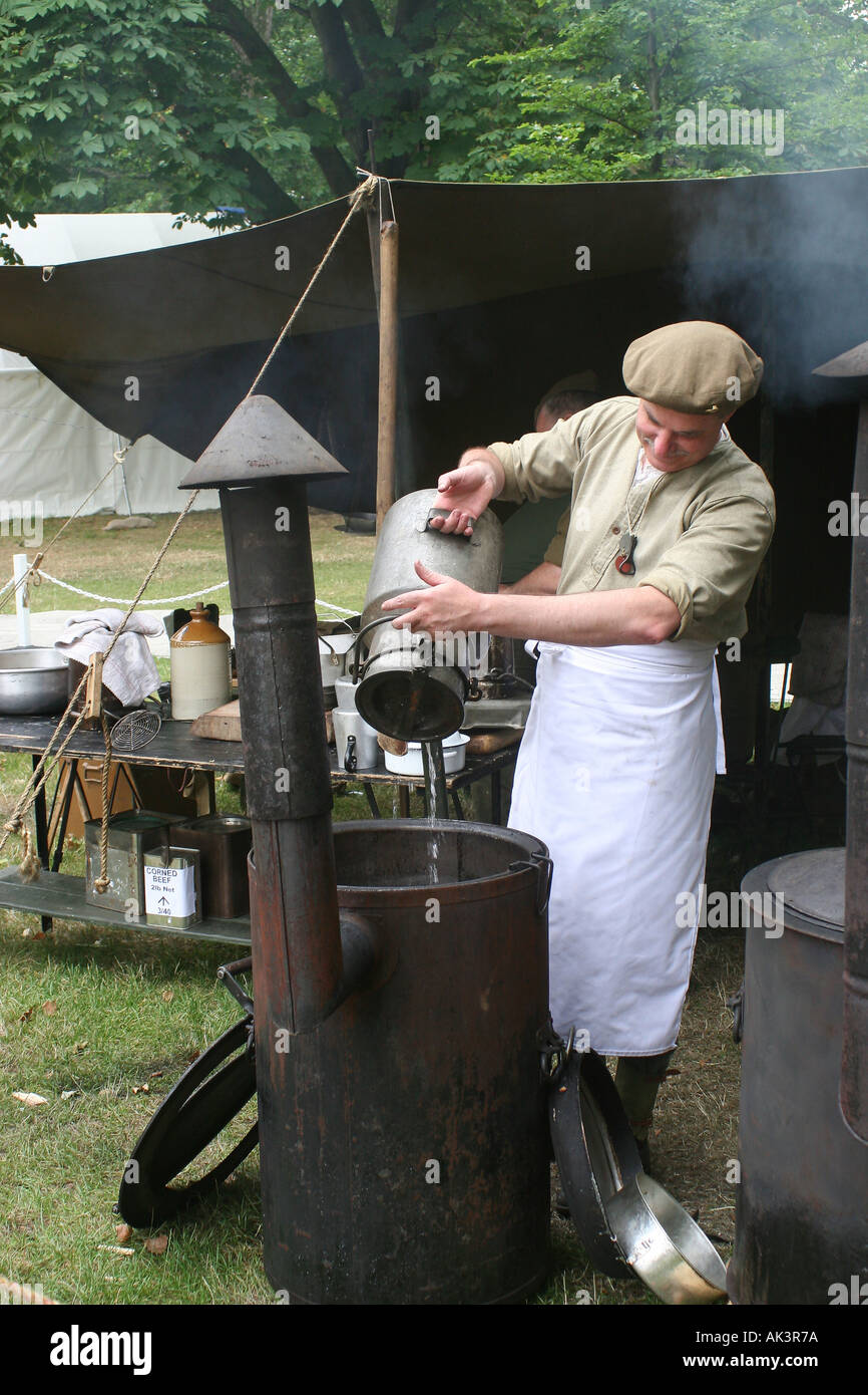 Food preparation 1930s hi-res stock photography and images - Alamy