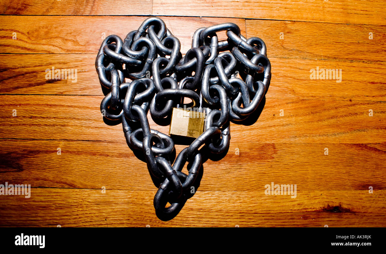 Heart in chains Stock Photo - Alamy