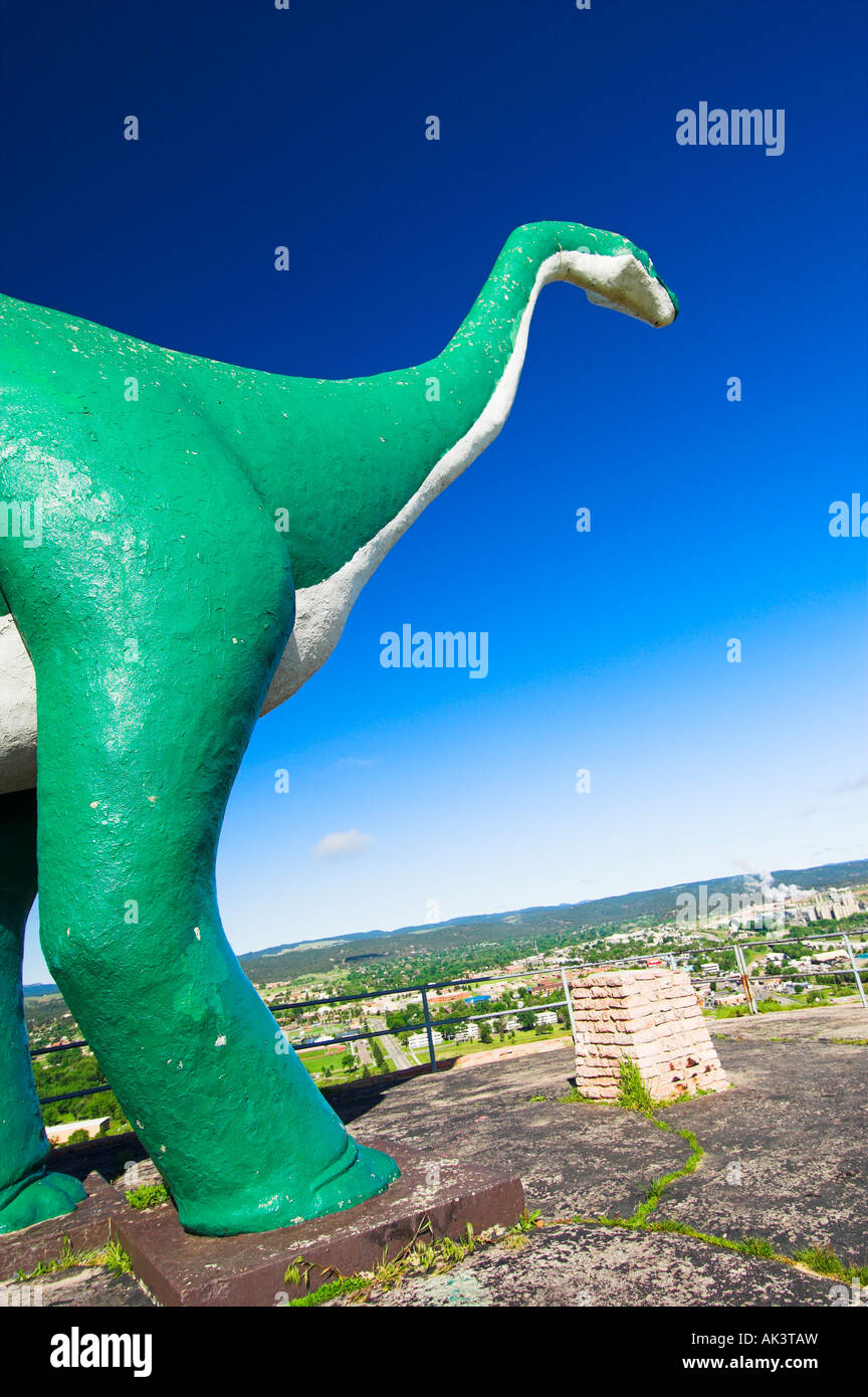 Brontosaurus concrete dinosaur statues from the 1930 s at Dinosaur Park ...