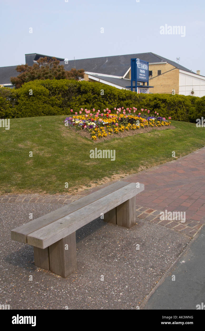 Bognor beach promenade hi-res stock photography and images - Alamy