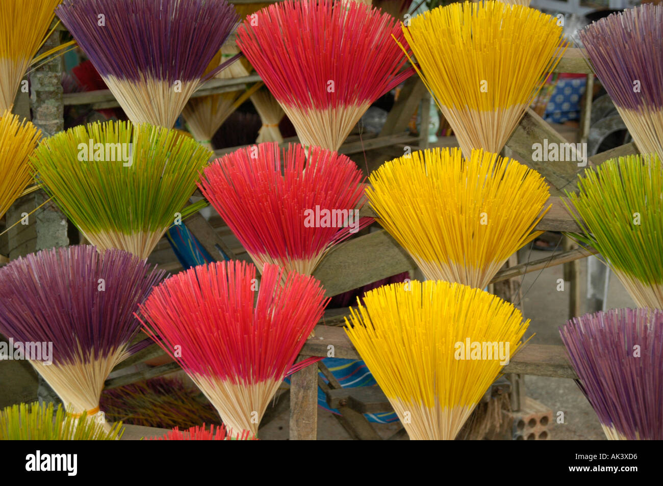 Green incense stick hi-res stock photography and images - Alamy