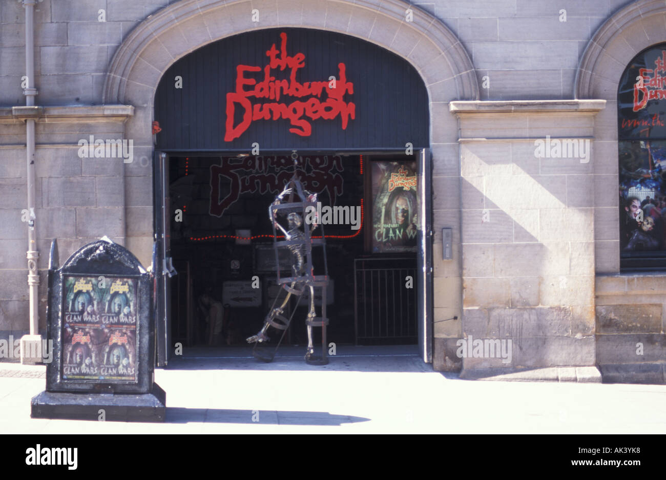 Edinburgh Dungeon Scotland UK Stock Photo - Alamy