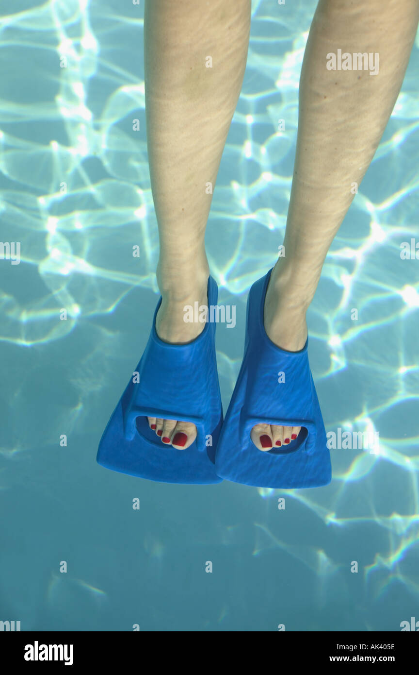 Feet young woman red toenails hi-res stock photography and images - Alamy