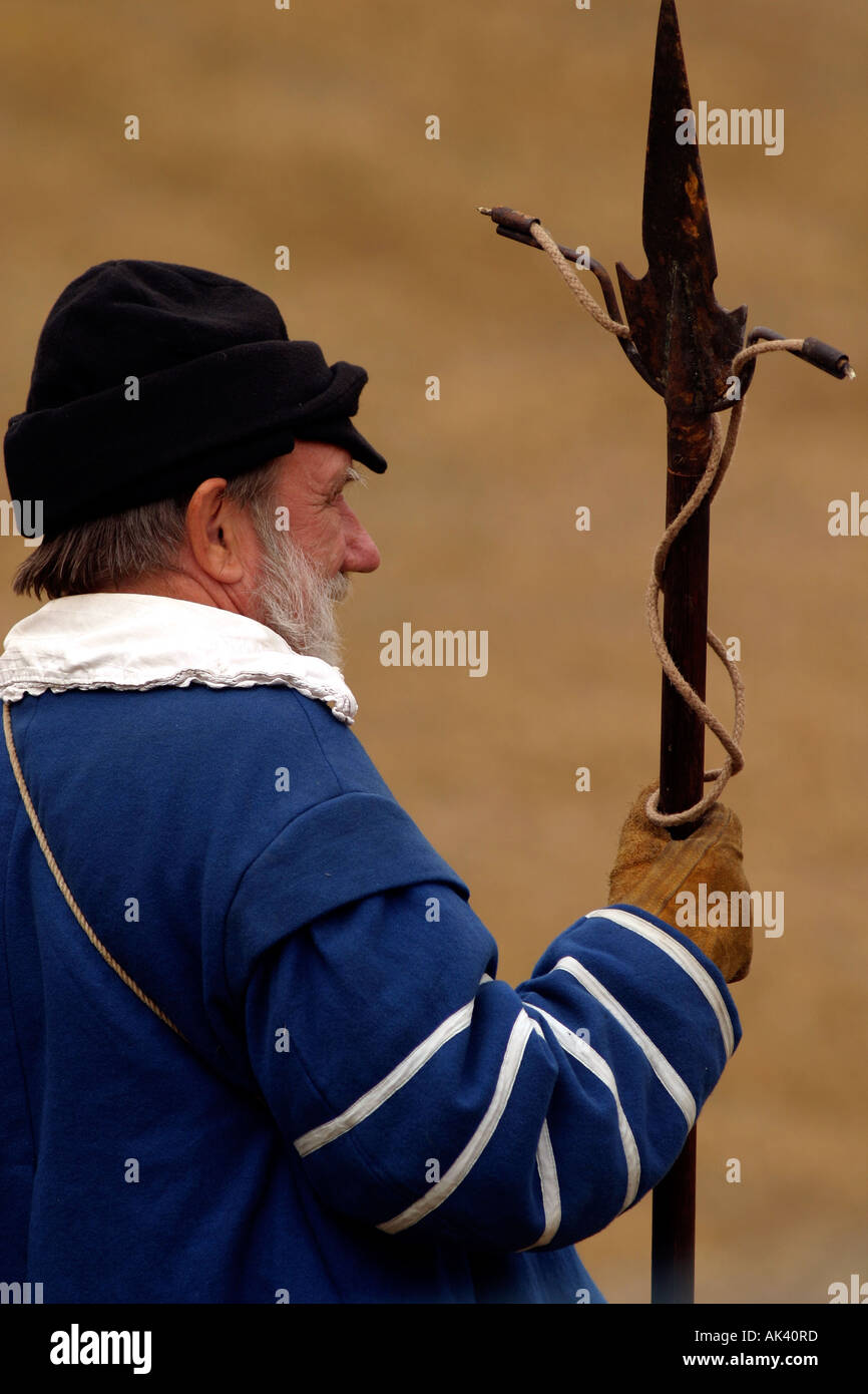 Pikeman civil war hi-res stock photography and images - Alamy