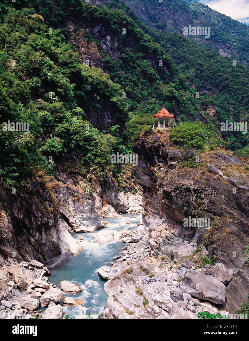 Taroko gorge hi-res stock photography and images - Alamy