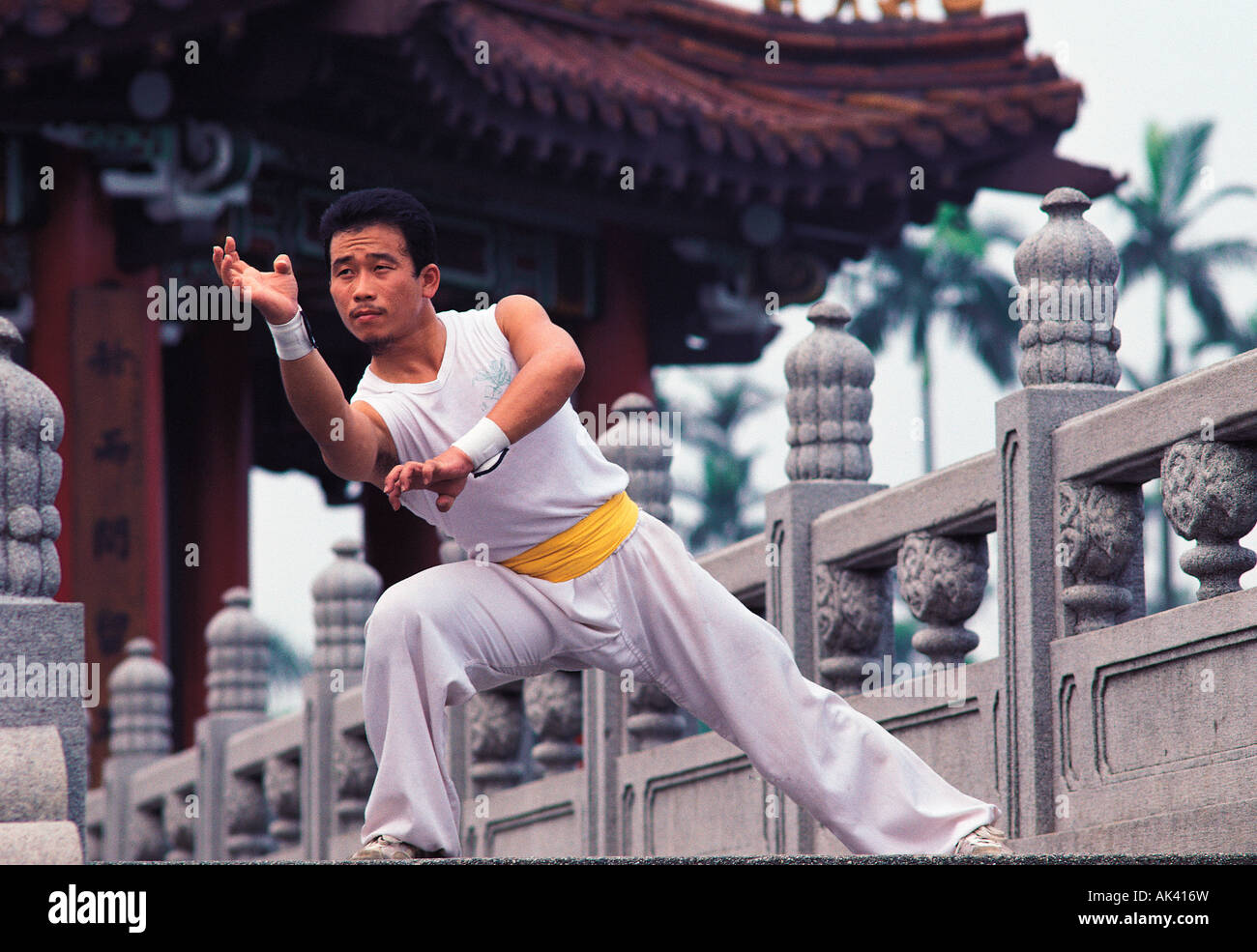Taiwan. T'ai-nan. Taiwanese man exercising. Tai Chi Stock Photo - Alamy