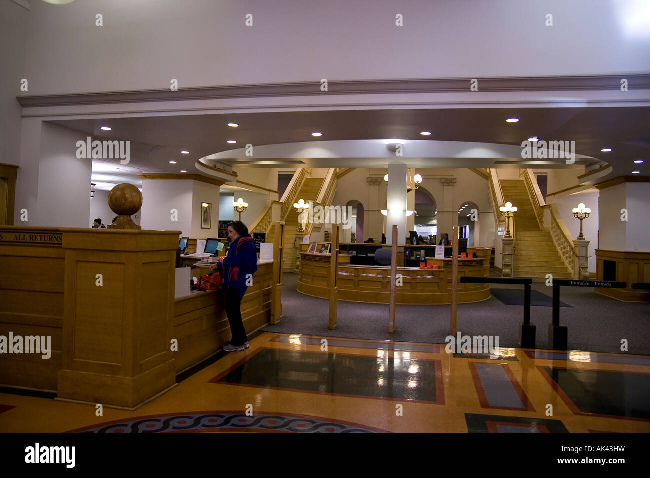interior Milwaukee public library building Stock Photo - Alamy