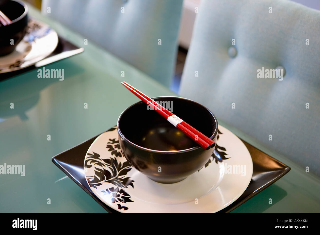 Table set contemporary hi-res stock photography and images - Alamy