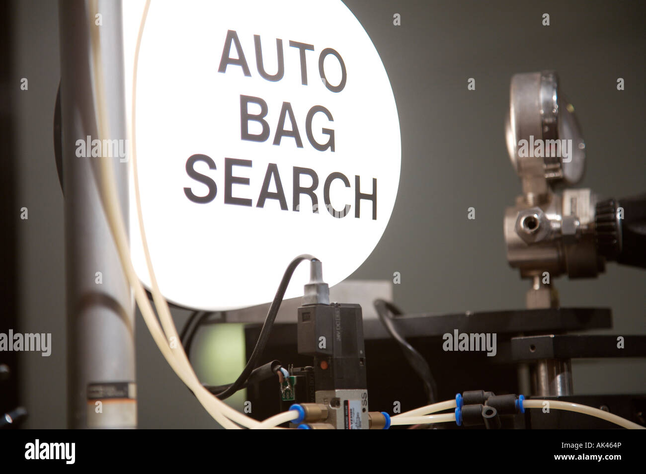 Bag search airport hi-res stock photography and images - Alamy