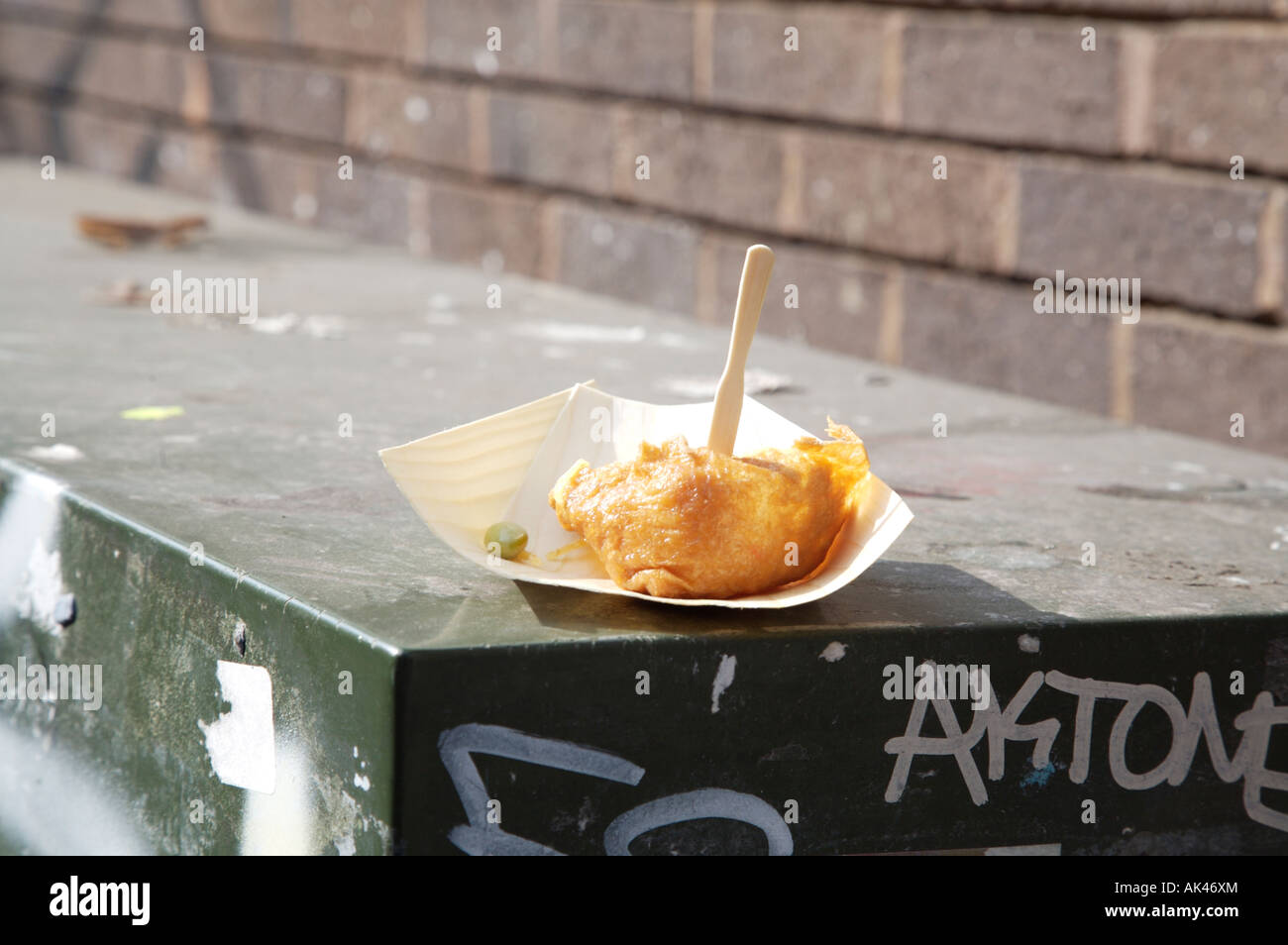 leftover fish and chips Stock Photo - Alamy
